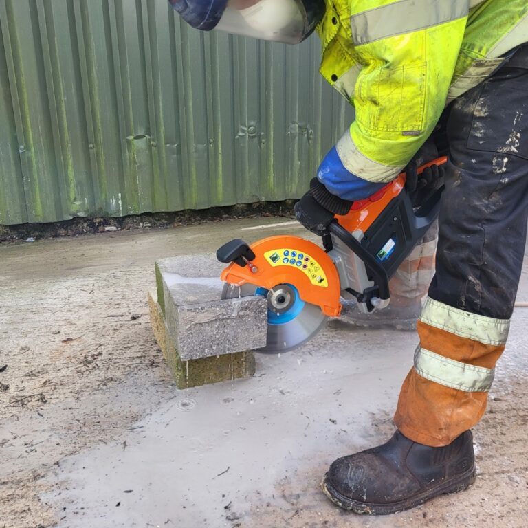 ALTRAD Belle DC 300E+ Cordless Cut-off Machine · DTW Tools & Machinery