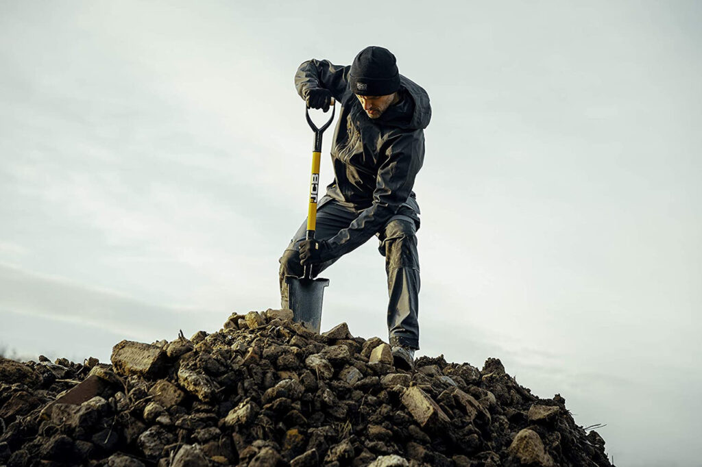 JCB Professional Solid Forged Grafting Spade (Newcastle Style) · DTW ...